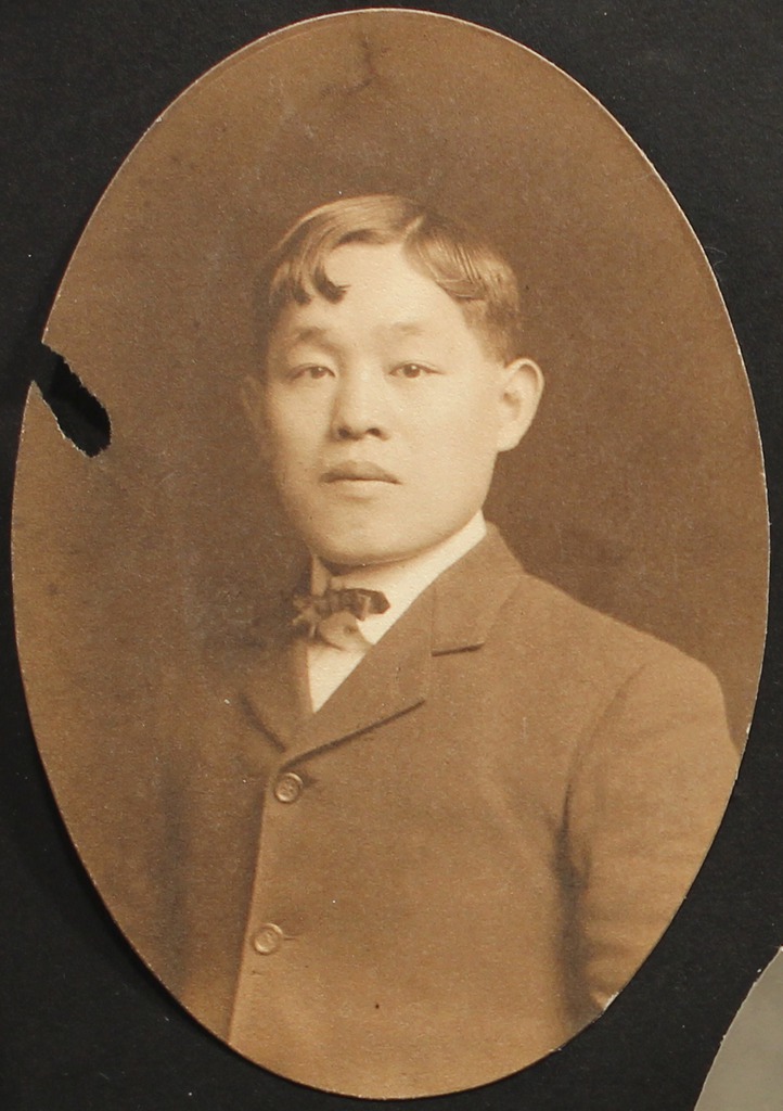 ddr-densho-259-438 — Portrait of Nikkei man in a suit | Densho Digital ...